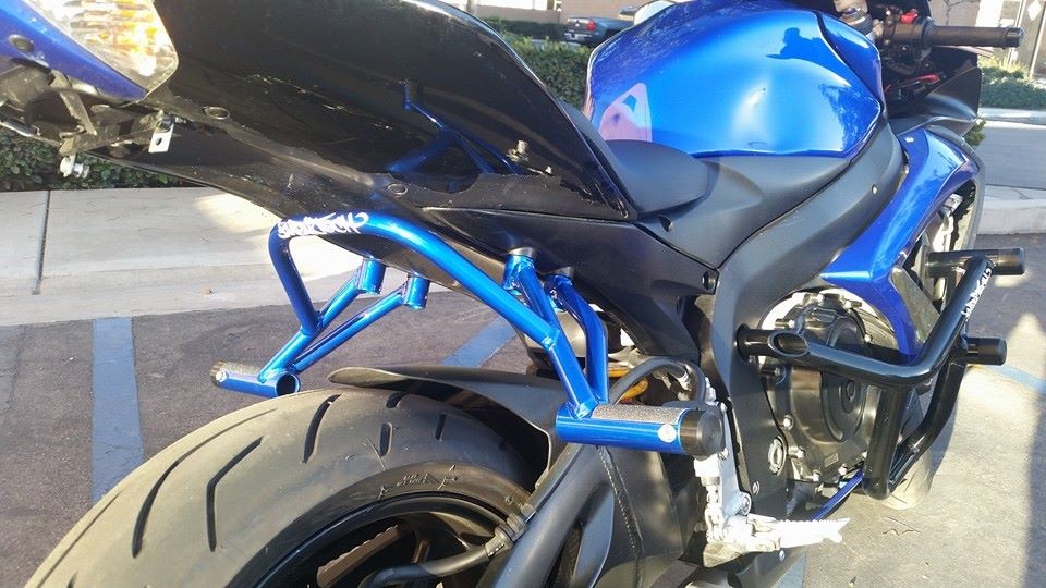 ZX-6R (13-20) デザインが美しいIMPAKTECH製 サブケージ｜AxxL