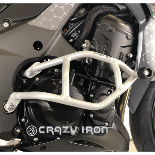 Z1000 (14-) 車両をしっかり保護できるエンジンガード|AxxL Z1000 (14-) 車両をしっかり保護できるエンジンガード|AxxL